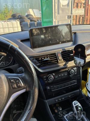 Brown BMW X1 2014 in Riga, with an engine capacity of 2.00 L and mileage of 169 thousand km for 10450 €, photo 6 on AUTOMOTO.COM.LV