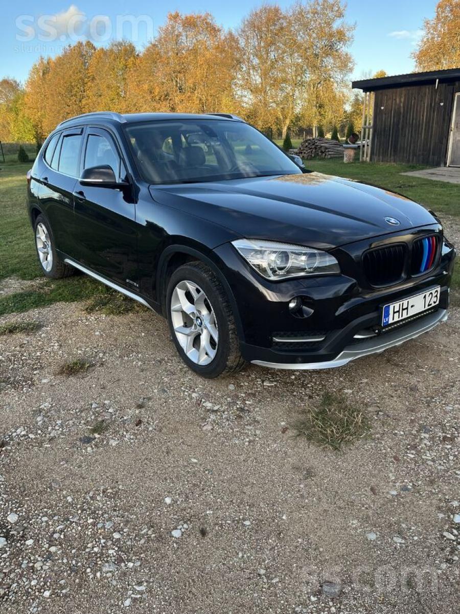 Brown BMW X1 2014 in Riga, with an engine capacity of 2.00 L and mileage of 169 thousand km for 10450 €, photo 9 on AUTOMOTO.COM.LV