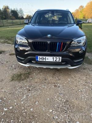Brown BMW X1 2014 in Riga, with an engine capacity of 2.00 L and mileage of 169 thousand km for 10450 €, photo 10 on AUTOMOTO.COM.LV