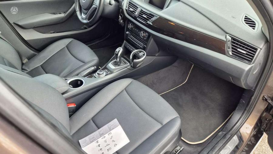 Brūns BMW X1 2014 Kauņa, ar dzinēja tilpumu 2.00 L un nobraukumu 289 tūkst. km par 7650 €, foto 11 vietnē AUTOMOTO.COM.LV
