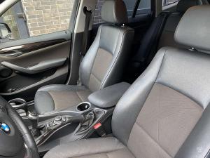 Brown BMW X1 2014 in Marijampole, with an engine capacity of 2.00 L and mileage of 242 thousand km for 8450 €, photo 20 on AUTOMOTO.COM.LV