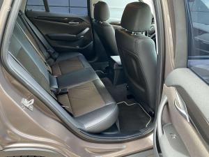 Brown BMW X1 2014 in Marijampole, with an engine capacity of 2.00 L and mileage of 242 thousand km for 8450 €, photo 33 on AUTOMOTO.COM.LV