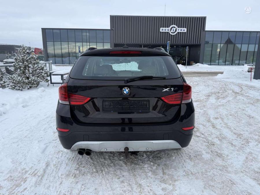 Brūns BMW X1 2015 Šauļi, ar dzinēja tilpumu 2.00 L un nobraukumu 175 tūkst. km par 8150 €, foto 7 vietnē AUTOMOTO.COM.LV