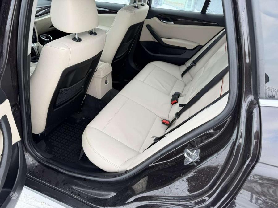 Brūns BMW X1 2015 Šauļi, ar dzinēja tilpumu 2.00 L un nobraukumu 175 tūkst. km par 8150 €, foto 13 vietnē AUTOMOTO.COM.LV