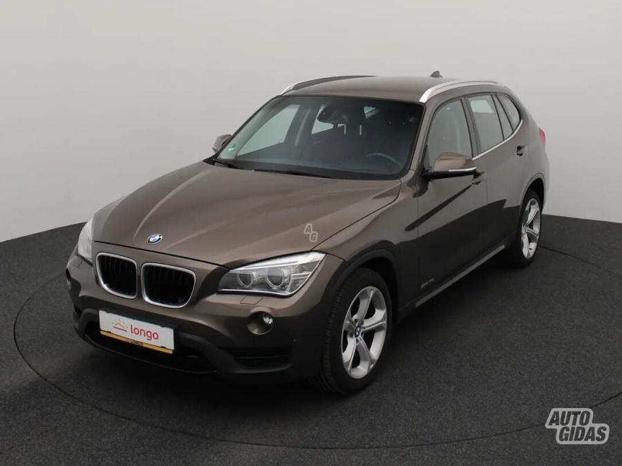 Brown BMW X1 2015 in Vilnius, with an engine capacity of 2.00 L and mileage of 251 thousand km for 10699 €, photo 1 on AUTOMOTO.COM.LV
