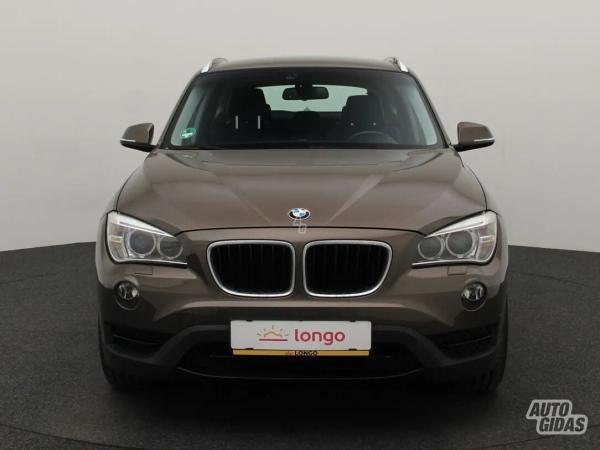 Brown BMW X1 2015 in Vilnius, with an engine capacity of 2.00 L and mileage of 251 thousand km for 10699 €, photo 3 on AUTOMOTO.COM.LV
