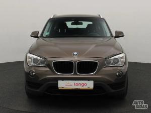 Brown BMW X1 2015 in Vilnius, with an engine capacity of 2.00 L and mileage of 251 thousand km for 10699 €, photo 4 on AUTOMOTO.COM.LV