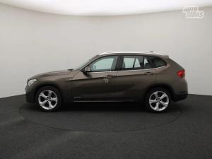 Brown BMW X1 2015 in Vilnius, with an engine capacity of 2.00 L and mileage of 251 thousand km for 10699 €, photo 7 on AUTOMOTO.COM.LV