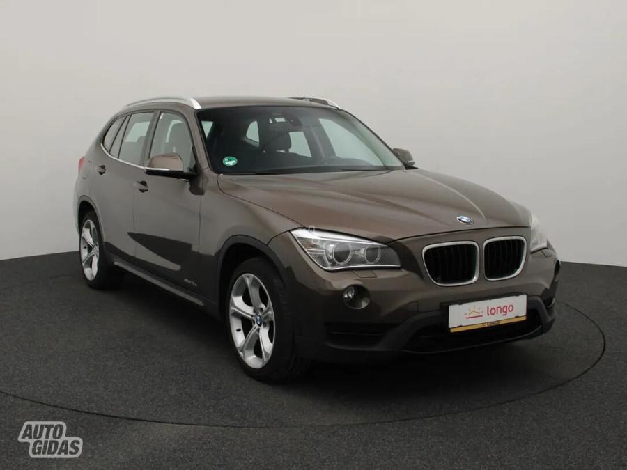 Brown BMW X1 2015 in Vilnius, with an engine capacity of 2.00 L and mileage of 251 thousand km for 10699 €, photo 11 on AUTOMOTO.COM.LV