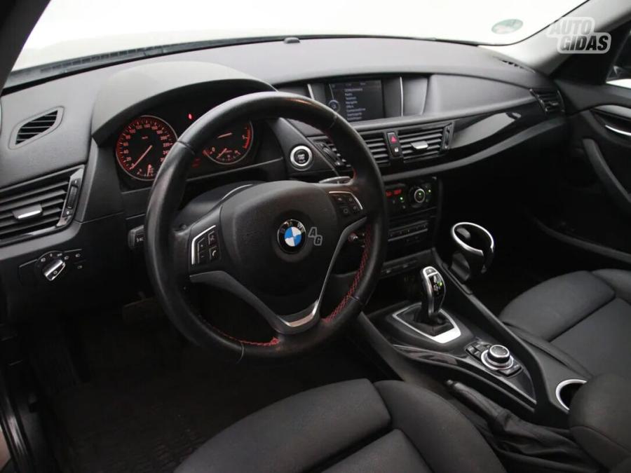 Brown BMW X1 2015 in Vilnius, with an engine capacity of 2.00 L and mileage of 251 thousand km for 10699 €, photo 17 on AUTOMOTO.COM.LV