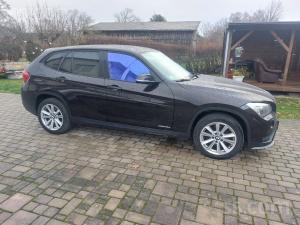 Brown BMW X1 2015 in Riga, with an engine capacity of 2.00 L and mileage of 306 thousand km for 6350 €, photo 3 on AUTOMOTO.COM.LV