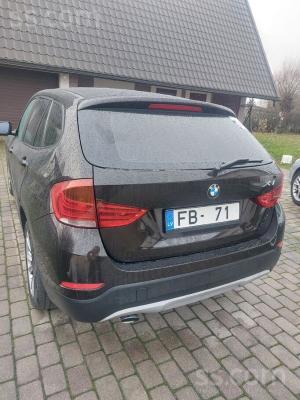 Brown BMW X1 2015 in Riga, with an engine capacity of 2.00 L and mileage of 306 thousand km for 6350 €, photo 7 on AUTOMOTO.COM.LV