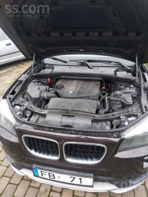 Brown BMW X1 2015 in Riga, with an engine capacity of 2.00 L and mileage of 306 thousand km for 6350 €, photo 15 on AUTOMOTO.COM.LV