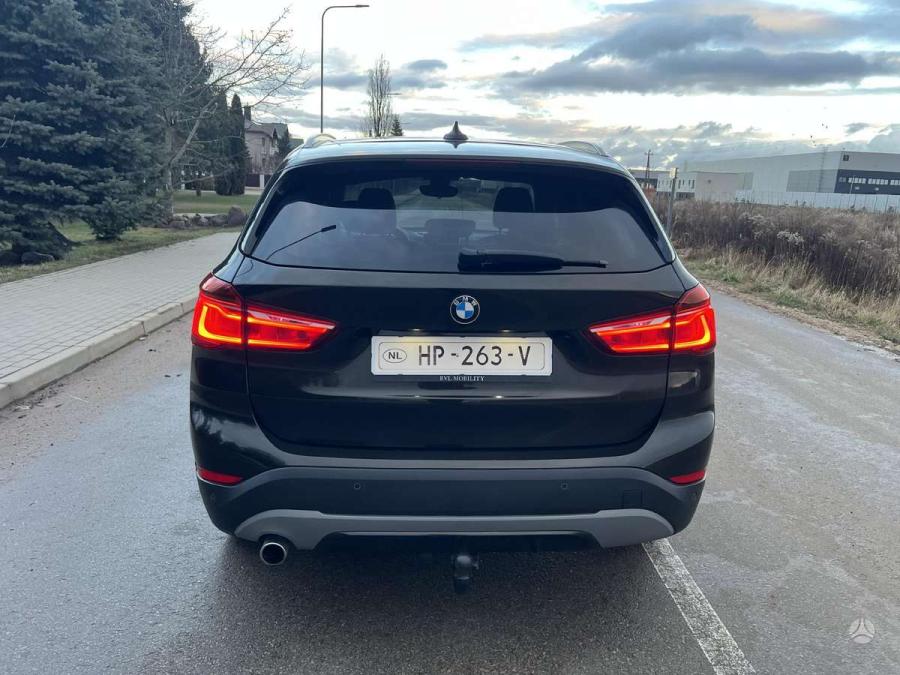 Brown BMW X1 2016 in Kaunas, with an engine capacity of 2.00 L and mileage of 237 thousand km for 11350 €, photo 7 on AUTOMOTO.COM.LV