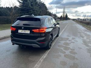 Brown BMW X1 2016 in Kaunas, with an engine capacity of 2.00 L and mileage of 237 thousand km for 11350 €, photo 11 on AUTOMOTO.COM.LV