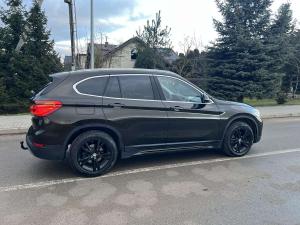 Brown BMW X1 2016 in Kaunas, with an engine capacity of 2.00 L and mileage of 237 thousand km for 11350 €, photo 13 on AUTOMOTO.COM.LV