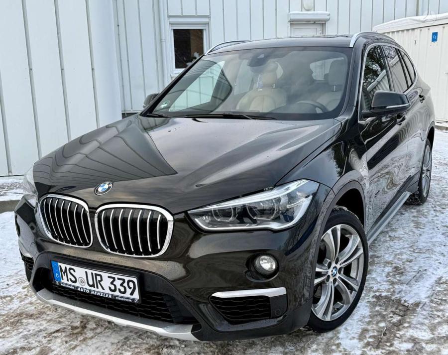 Brown BMW X1 2016 in Prienai, with an engine capacity of 1.50 L and mileage of 215 thousand km for 11950 €, photo 1 on AUTOMOTO.COM.LV