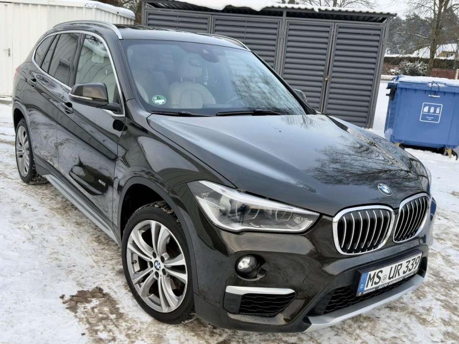 Brown BMW X1 2016 in Prienai, with an engine capacity of 1.50 L and mileage of 215 thousand km for 11950 €, photo 3 on AUTOMOTO.COM.LV