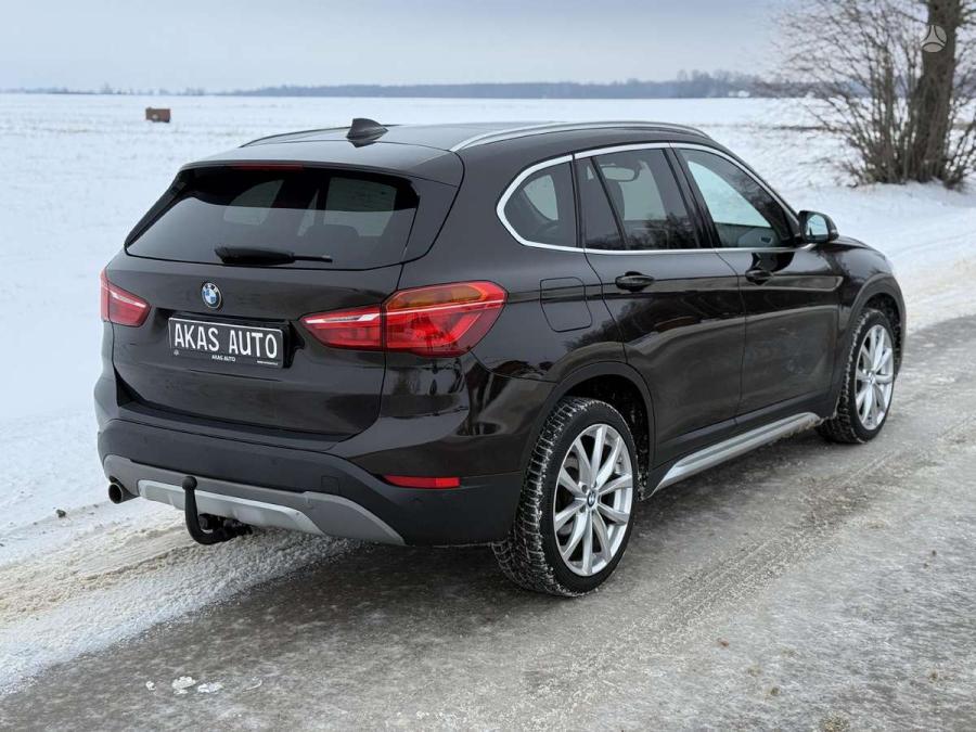 Brūns BMW X1 2016 Vilkaviškis, ar dzinēja tilpumu 2.00 L un nobraukumu 176 tūkst. km par 13700 €, foto 4 vietnē AUTOMOTO.COM.LV