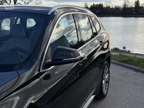 Brown BMW X1 2016 in Utena, with an engine capacity of 2.00 L and mileage of 267 thousand km for 13500 €, photo 10 on AUTOMOTO.COM.LV