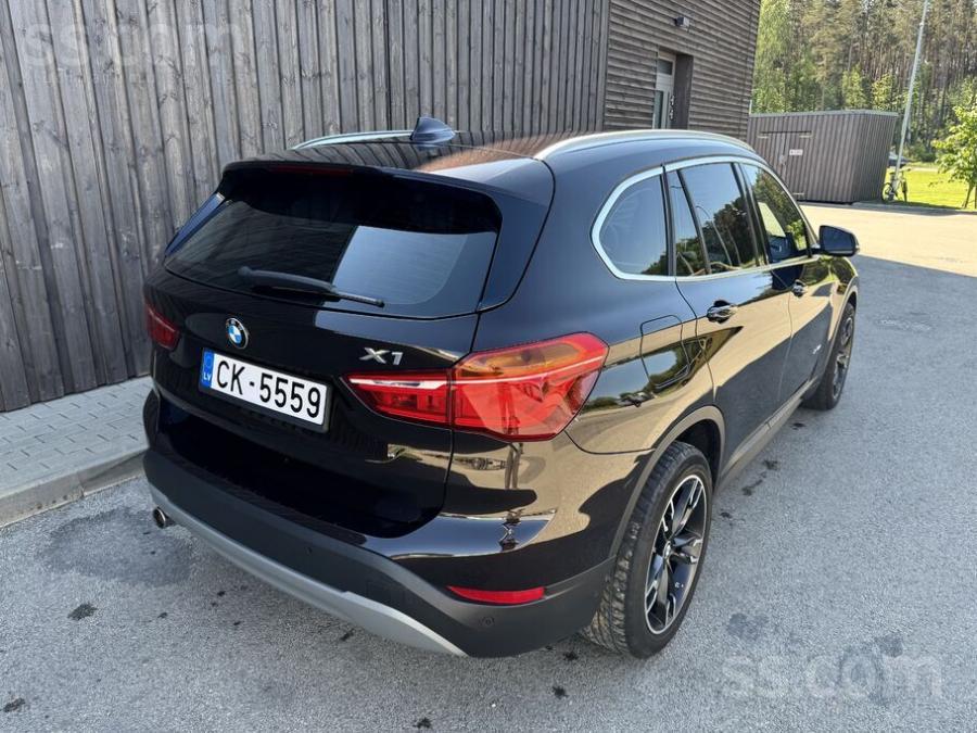 Brown BMW X1 2016 in Riga, with an engine capacity of 2.00 L and mileage of 179 thousand km for 13600 €, photo 3 on AUTOMOTO.COM.LV