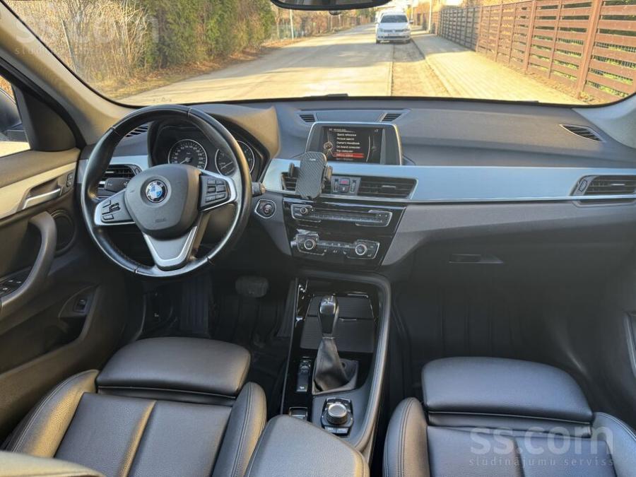 Brown BMW X1 2016 in Riga, with an engine capacity of 2.00 L and mileage of 179 thousand km for 13600 €, photo 11 on AUTOMOTO.COM.LV