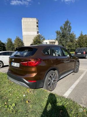 Brown BMW X1 2016 in Vilnius, with an engine capacity of 2.00 L and mileage of 141 thousand km for 13800 €, photo 5 on AUTOMOTO.COM.LV