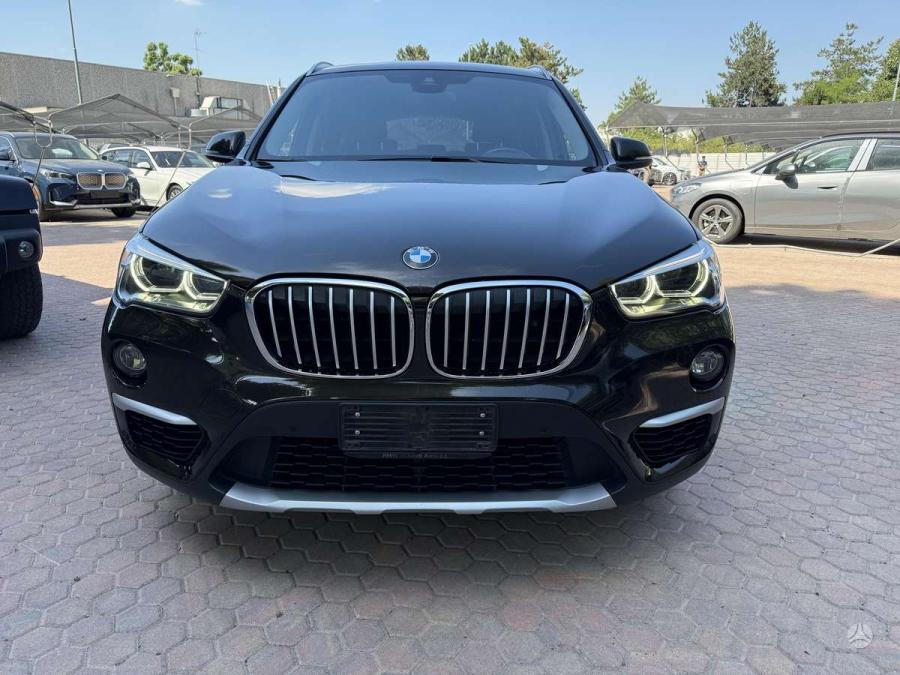 Brown BMW X1 2016 in Siauliai, with an engine capacity of 2.00 L and mileage of 194 thousand km for 13200 €, photo 3 on AUTOMOTO.COM.LV