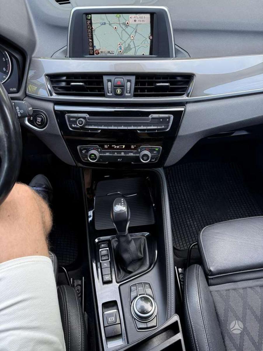 Brown BMW X1 2016 in Siauliai, with an engine capacity of 2.00 L and mileage of 194 thousand km for 13200 €, photo 15 on AUTOMOTO.COM.LV