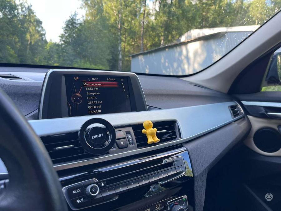 Brūns BMW X1 2016 Jonava, ar dzinēja tilpumu 2.00 L un nobraukumu 141 tūkst. km par 15800 €, foto 17 vietnē AUTOMOTO.COM.LV