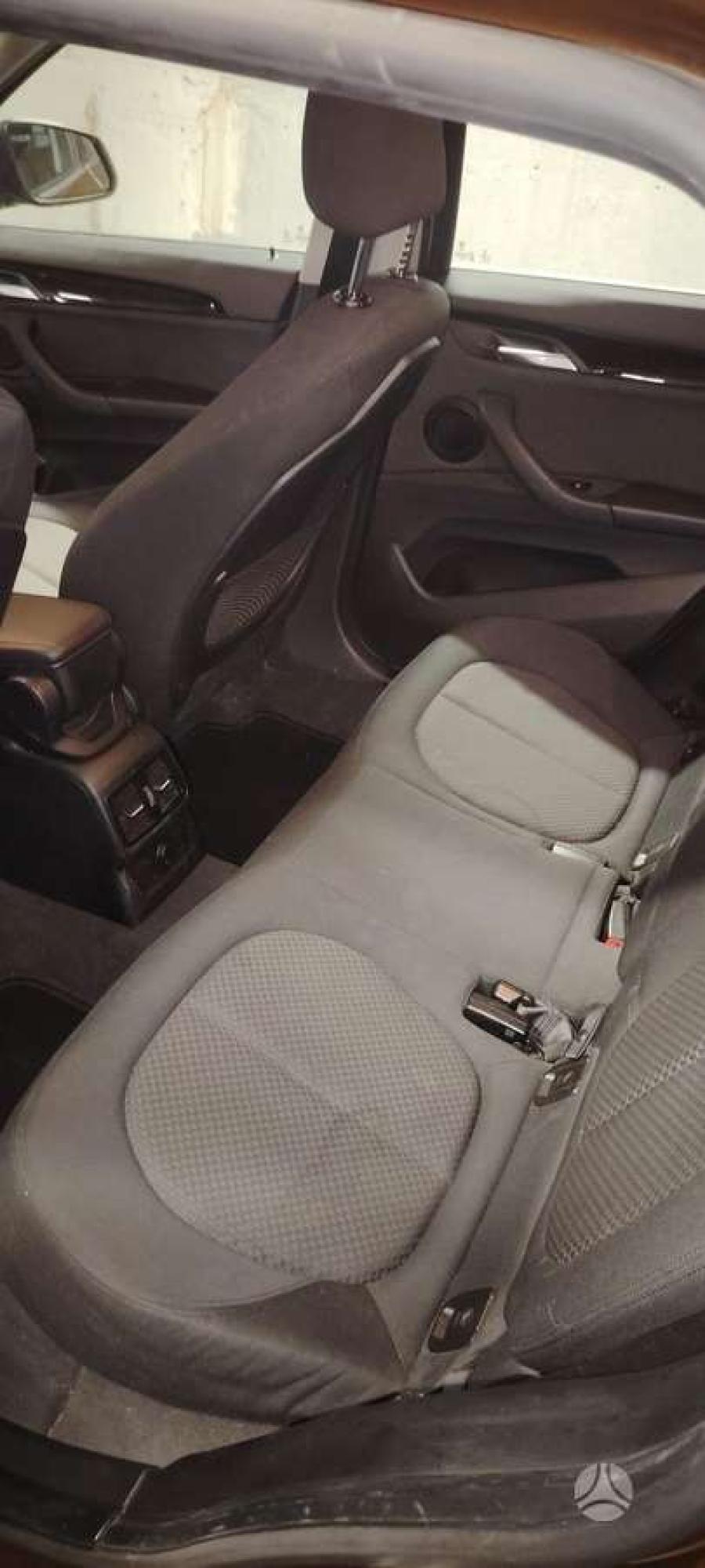 Brown BMW X1 2016 in Vilnius, with an engine capacity of 2.00 L and mileage of 241 thousand km for 7500 €, photo 11 on AUTOMOTO.COM.LV