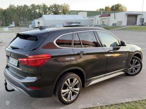 Brown BMW X1 2016 in Prienai, with an engine capacity of 1.50 L and mileage of 226 thousand km for 11150 €, photo 5 on AUTOMOTO.COM.LV