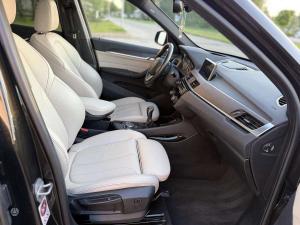 Brown BMW X1 2016 in Prienai, with an engine capacity of 1.50 L and mileage of 226 thousand km for 11150 €, photo 13 on AUTOMOTO.COM.LV