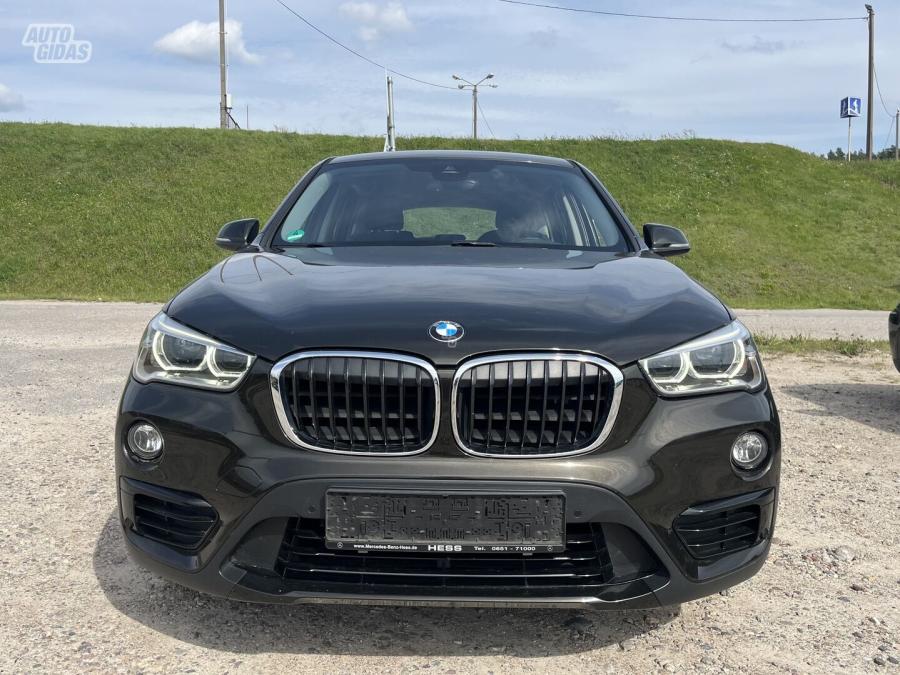Brown BMW X1 2016 in Vilnius, with an engine capacity of 2.00 L and mileage of 191 thousand km for 12800 €, photo 3 on AUTOMOTO.COM.LV