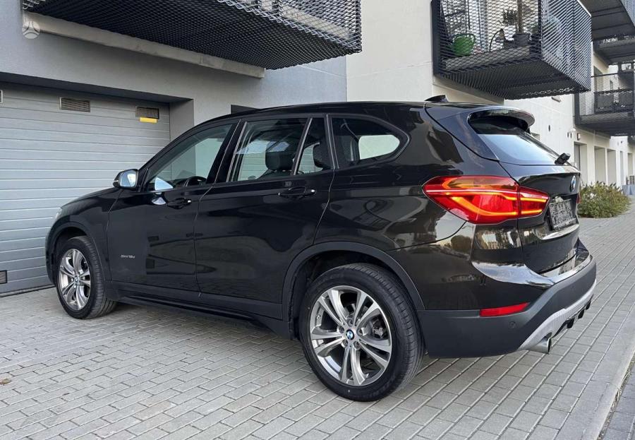 Brown BMW X1 2016 in Vilnius, with an engine capacity of 2.00 L and mileage of 191 thousand km for 12800 €, photo 6 on AUTOMOTO.COM.LV