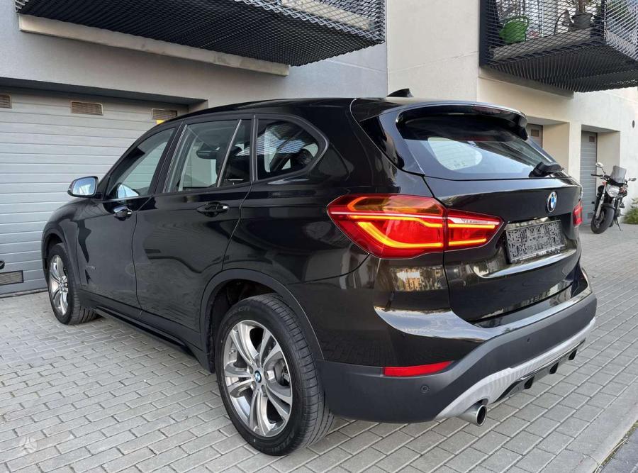 Brown BMW X1 2016 in Vilnius, with an engine capacity of 2.00 L and mileage of 191 thousand km for 12800 €, photo 8 on AUTOMOTO.COM.LV