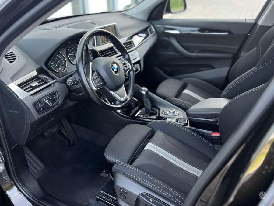 Brown BMW X1 2016 in Vilnius, with an engine capacity of 2.00 L and mileage of 191 thousand km for 12800 €, photo 19 on AUTOMOTO.COM.LV