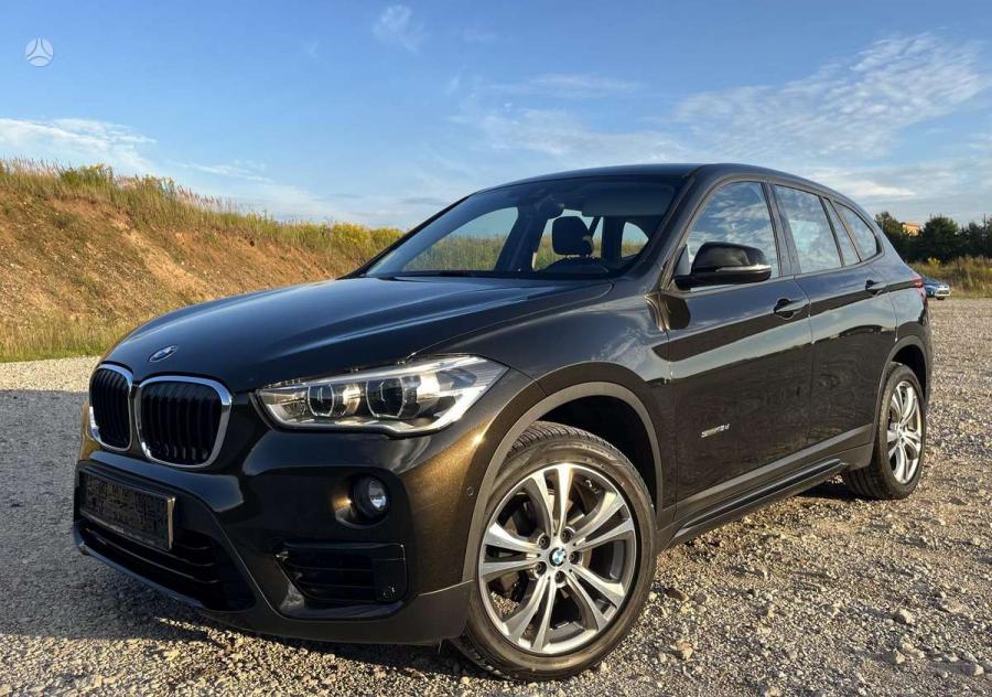 Brown BMW X1 2016 in Vilnius, with an engine capacity of 2.00 L and mileage of 191 thousand km for 12800 €, photo 21 on AUTOMOTO.COM.LV
