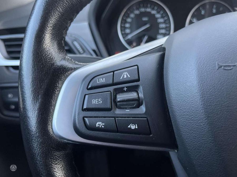 Brown BMW X1 2016 in Vilnius, with an engine capacity of 2.00 L and mileage of 191 thousand km for 12800 €, photo 30 on AUTOMOTO.COM.LV