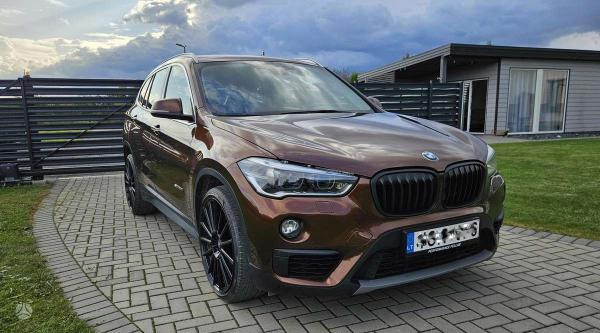 БМВ Х1 2016 в Каунас на AUTOMOTO.COM.LV Коричневый БМВ Х1 2016 в Каунас, объемом двигателя 2.00 л и пробегом 240 тыс. км за 10850 €, фото 3 на AUTOMOTO.COM.LV