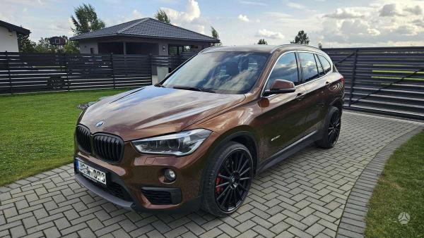БМВ Х1 2016 в Каунас на AUTOMOTO.COM.LV Коричневый БМВ Х1 2016 в Каунас, объемом двигателя 2.00 л и пробегом 240 тыс. км за 10850 €, фото 4 на AUTOMOTO.COM.LV