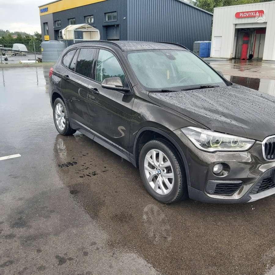 Brūns BMW X1 2018 Jurbarkas, ar dzinēja tilpumu 2.00 L un nobraukumu 214 tūkst. km par 11700 €, foto 5 vietnē AUTOMOTO.COM.LV