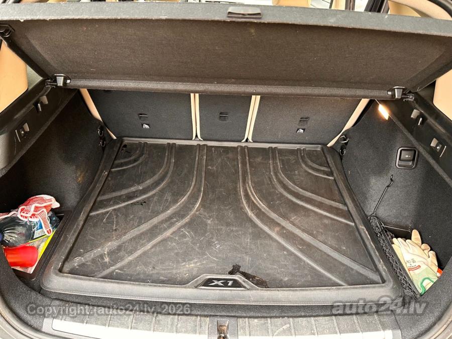 Brūns BMW X1 2018 Tallina, ar dzinēja tilpumu 2.00 L un nobraukumu 60 tūkst. km par 18000 €, foto 13 vietnē AUTOMOTO.COM.LV