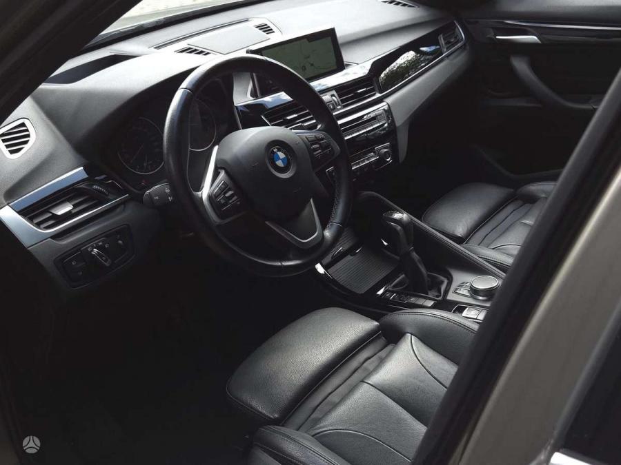 Brown BMW X1 2019 in Kaunas, with an engine capacity of 2.00 L and mileage of 206 thousand km for 16950 €, photo 11 on AUTOMOTO.COM.LV