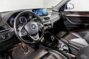Brown BMW X1 2020 in Vilnius, with an engine capacity of 2.00 L and mileage of 53 thousand km for 24991 €, photo 12 on AUTOMOTO.COM.LV