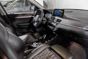 Brown BMW X1 2020 in Vilnius, with an engine capacity of 2.00 L and mileage of 53 thousand km for 24991 €, photo 14 on AUTOMOTO.COM.LV