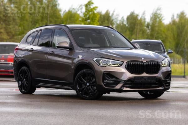 Brūns BMW X1 2020 Jelgava, ar dzinēja tilpumu 1.50 L un nobraukumu 0 tūkst. km par 17700 €, foto 4 vietnē AUTOMOTO.COM.LV