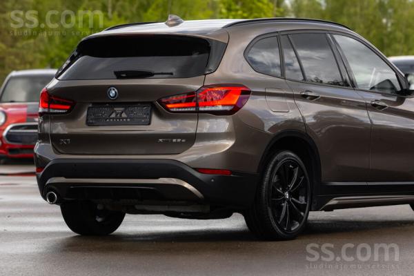 Brūns BMW X1 2020 Jelgava, ar dzinēja tilpumu 1.50 L un nobraukumu 0 tūkst. km par 17700 €, foto 6 vietnē AUTOMOTO.COM.LV