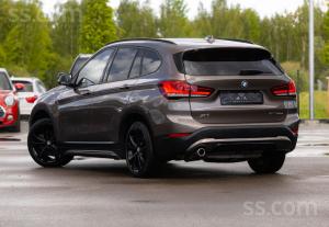Brūns BMW X1 2020 Jelgava, ar dzinēja tilpumu 1.50 L un nobraukumu 0 tūkst. km par 17700 €, foto 9 vietnē AUTOMOTO.COM.LV