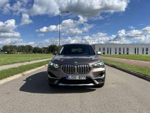 Brown BMW X1 2020 in Kaunas, with an engine capacity of 2.00 L and mileage of 196 thousand km for 18500 €, photo 3 on AUTOMOTO.COM.LV